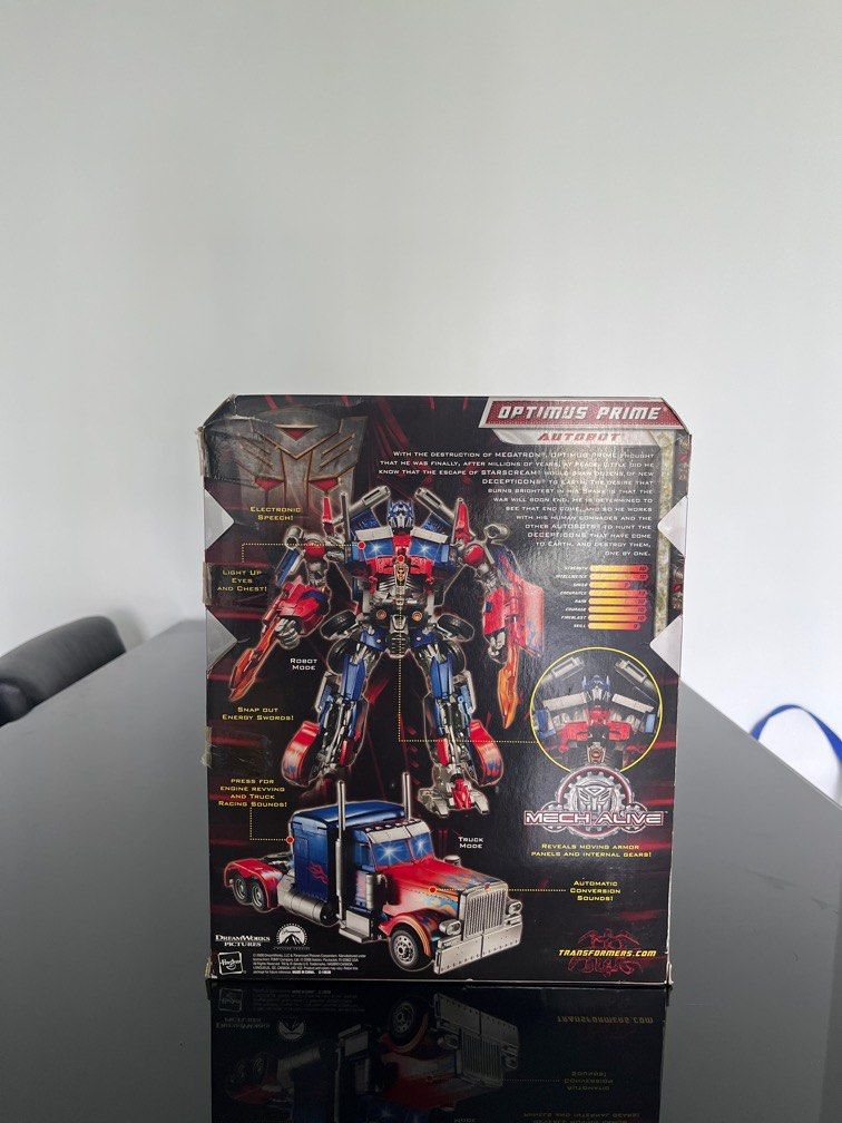 2009 transformer Optimus Prime Mech alive, Hobbies & Toys, Toys & Games ...