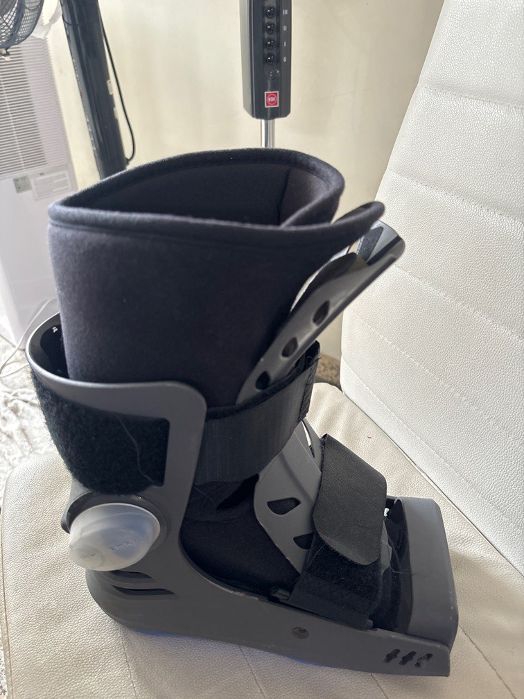 Air cast ankle boot / ankle boot / Air cast, Health & Nutrition ...