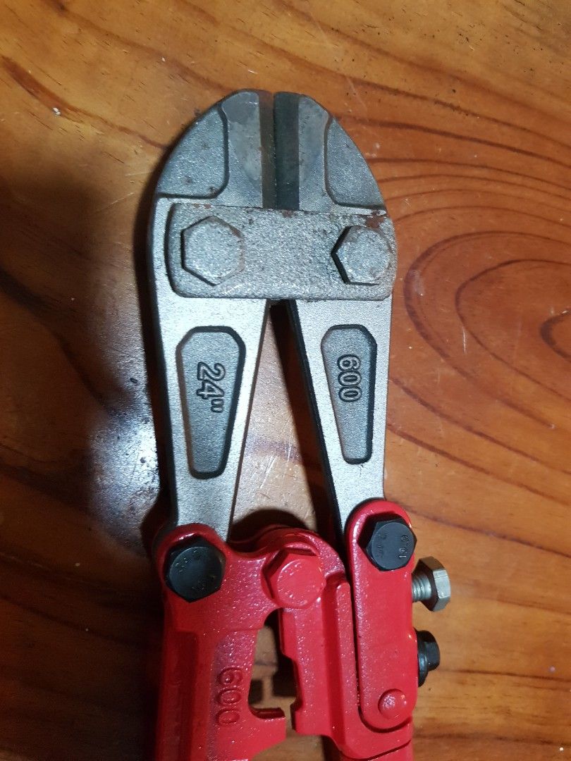 Big clamp with lever, Furniture & Home Living, Home Improvement ...