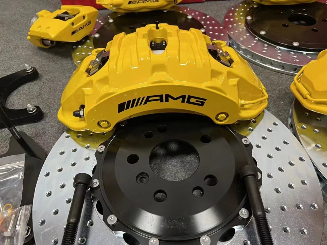 Brembo front six rear four brake kit, Car Accessories, Accessories on ...