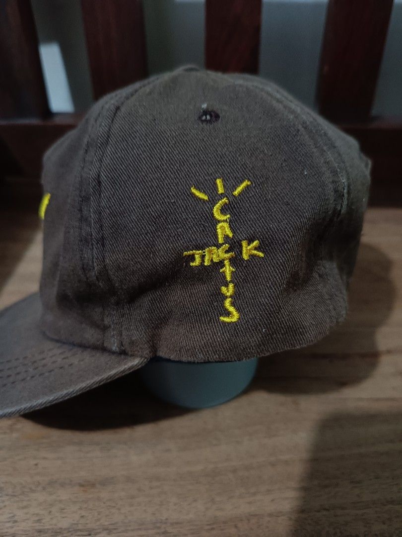 Cactus jack cap, Men's Fashion, Watches & Accessories, Caps & Hats on ...