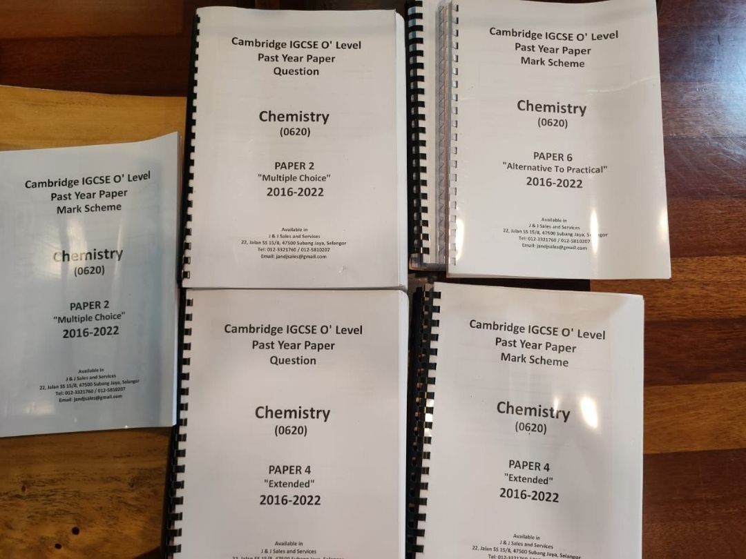 Cambridge IGCSE O Level Pass Year Chemistry/Physics Q&A, Hobbies & Toys ...