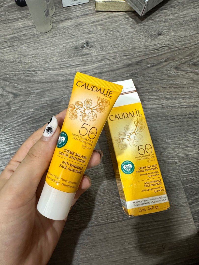 Caudalie paris sunscreen spf 50, Kesehatan & Kecantikan, Kulit, Sabun ...