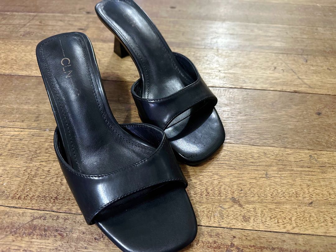 CLN Jia Heel Slides, Women's Fashion, Footwear, Heels on Carousell