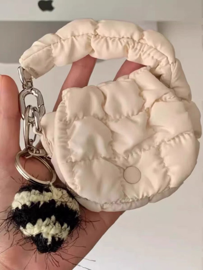 COS Mini Coin Purse, Women's Fashion, Bags & Wallets, Purses & Pouches ...