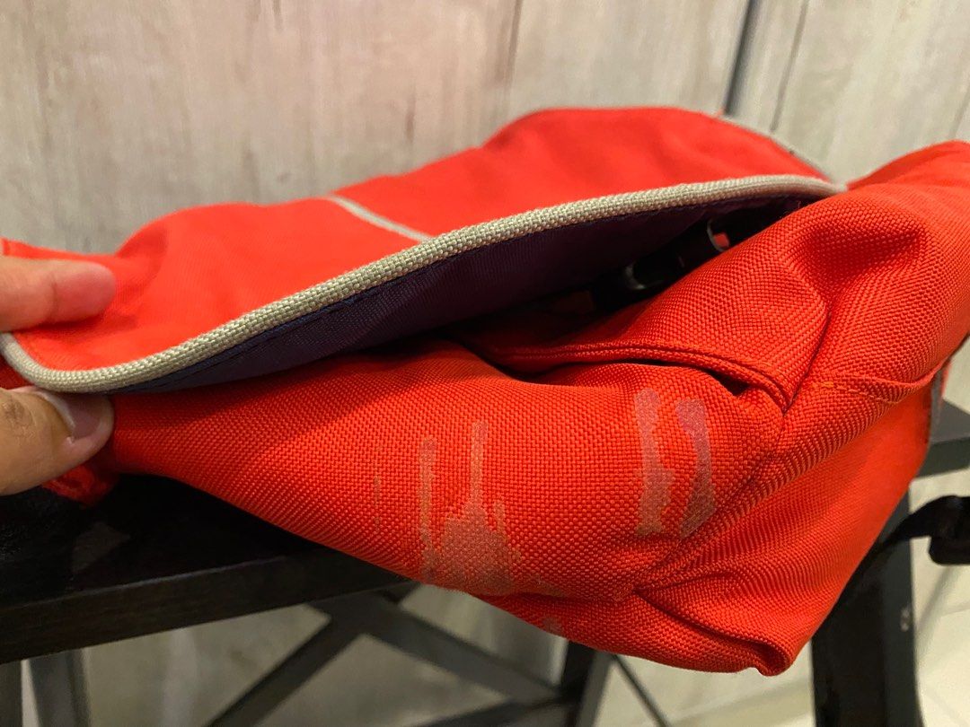 Crumpler Pretty Boy 4000 XL Red, Men's Fashion, Bags, Sling Bags on ...