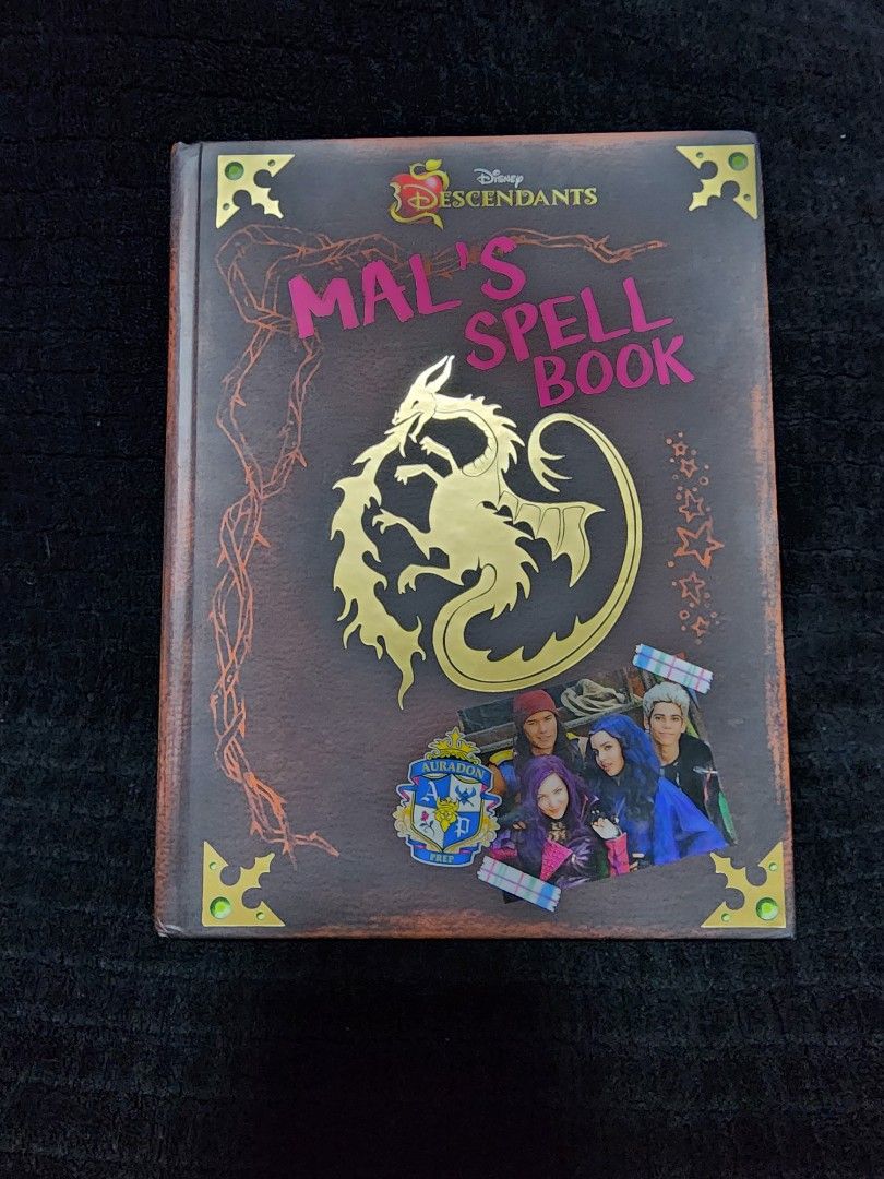 Descendants Mal's Spell Book, Hobbies & Toys, Books & Magazines ...