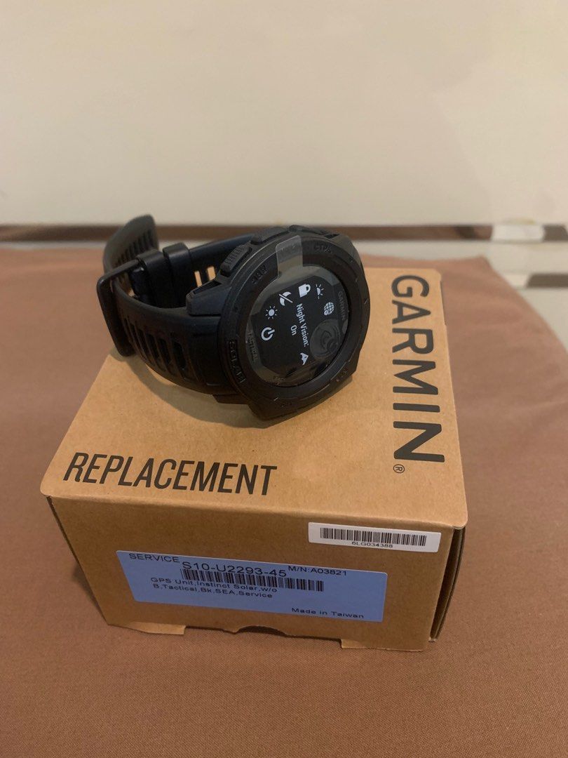 Garmin original, Fesyen Pria, Jam Tangan di Carousell