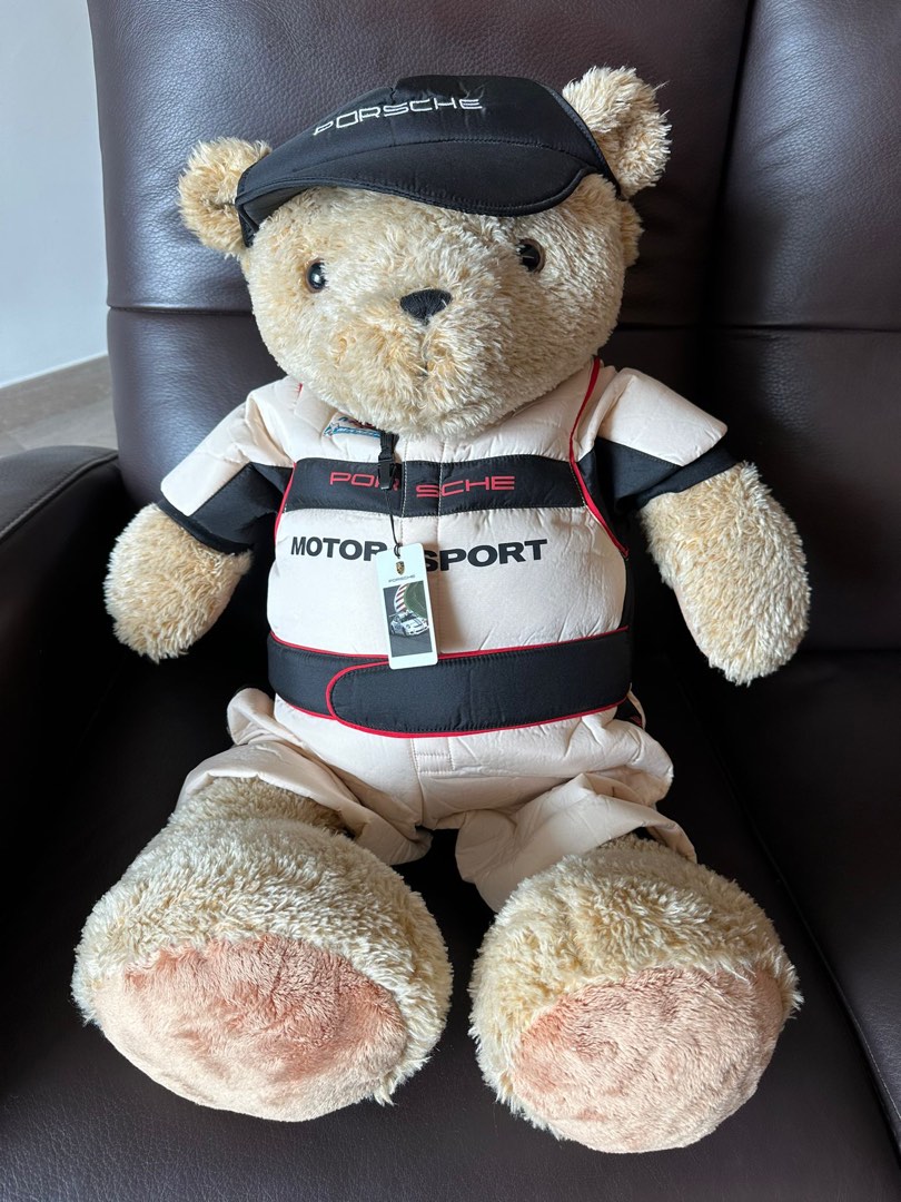 Giant Porsche Motorsport Teddy Bear, 興趣及遊戲, 玩具 & 遊戲類 - Carousell