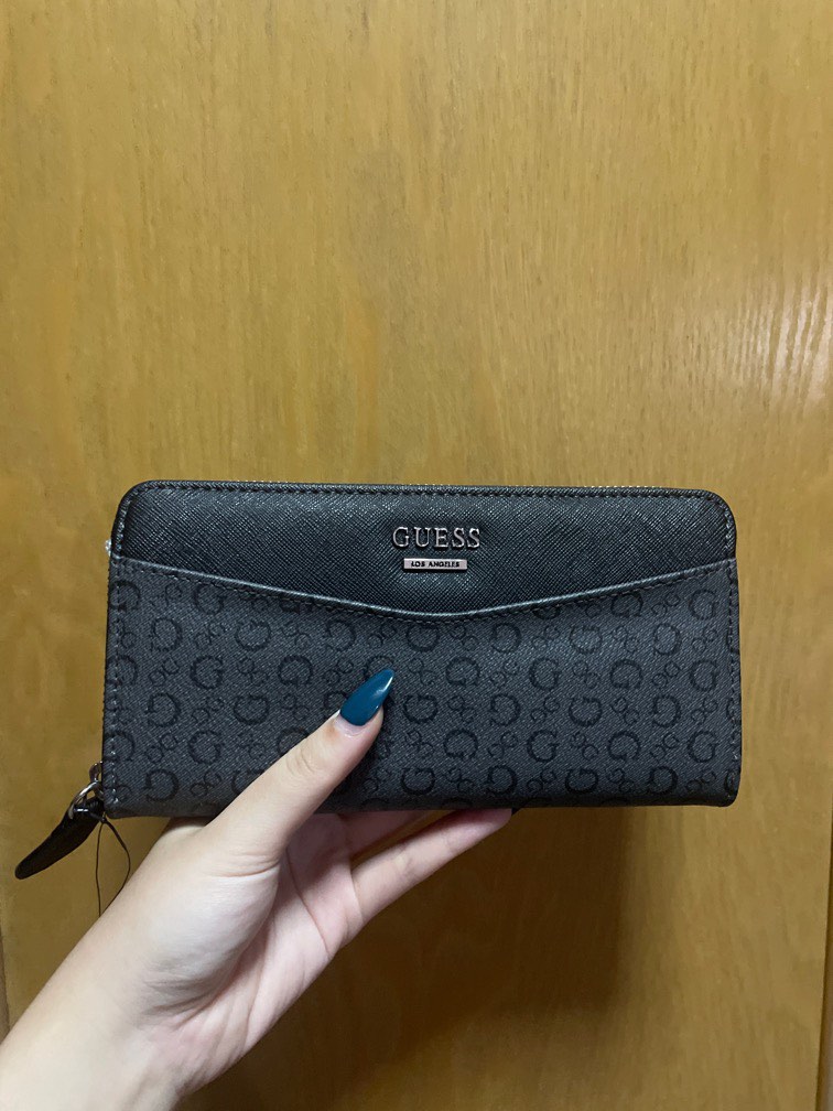 Guess wallet, Women's Fashion, Bags & Wallets, Wallets & Card Holders ...