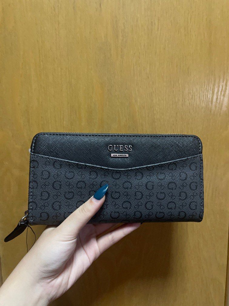 Guess wallet, Women's Fashion, Bags & Wallets, Wallets & Card Holders ...