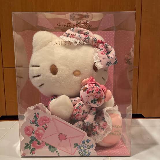 Hello Kitty Laura Ashley, Hobbies & Toys, Toys & Games on Carousell