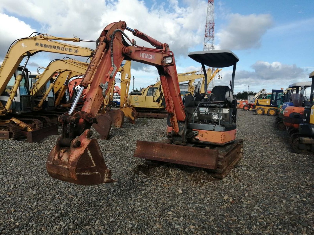 HITACHI MINI EXCAVATOR ZX30U-2 WITH DOZER & BREAKERLINE, Special ...