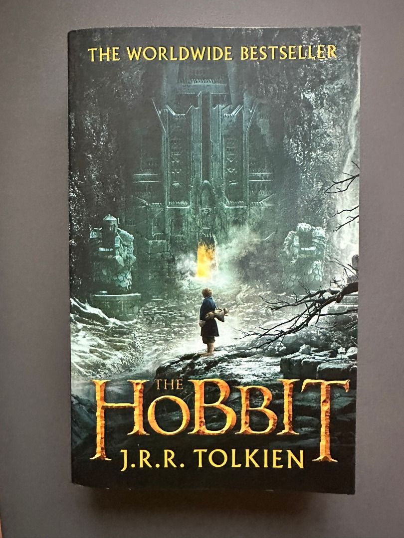 Hobbit - J.R.R Tolkien - Story book, Hobbies & Toys, Books & Magazines ...