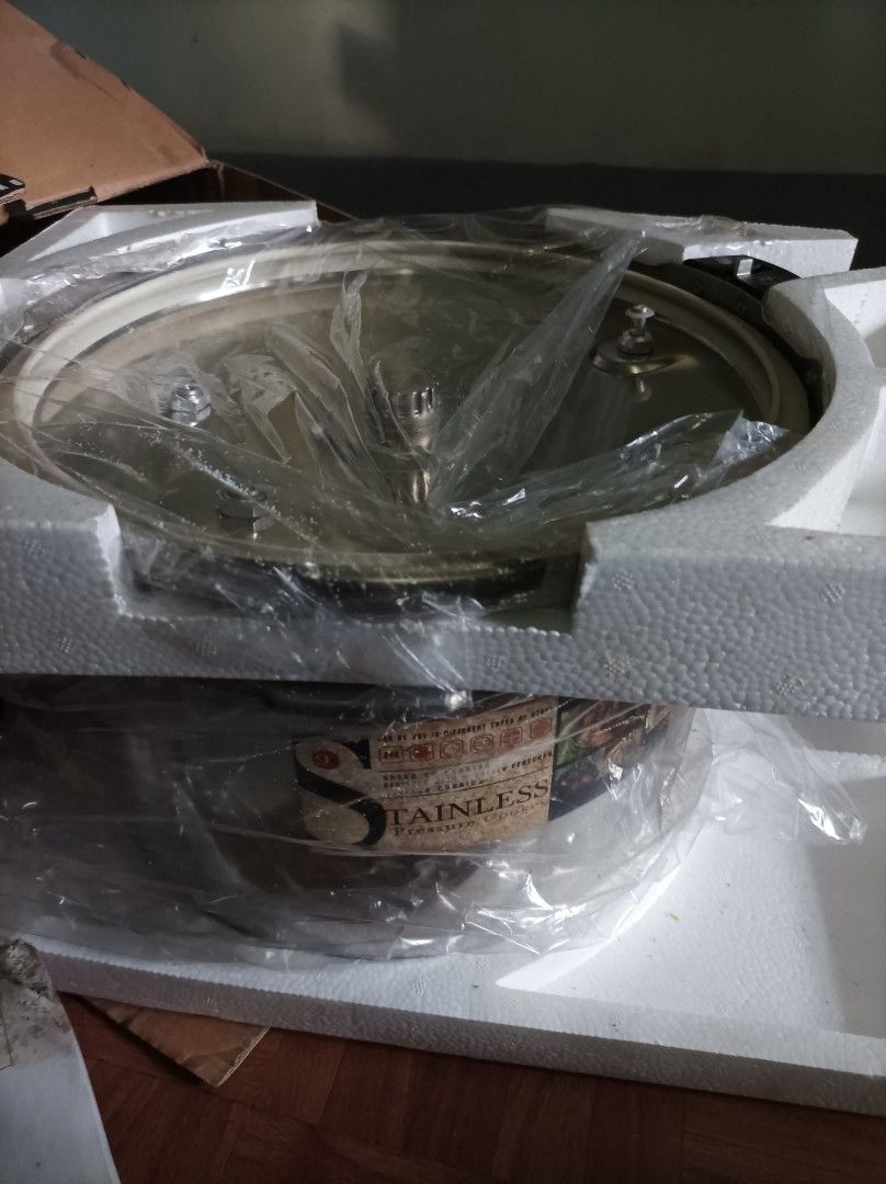 Imarflex Stainless Steel pressure cooker 9 liters, TV & Home Appliances ...