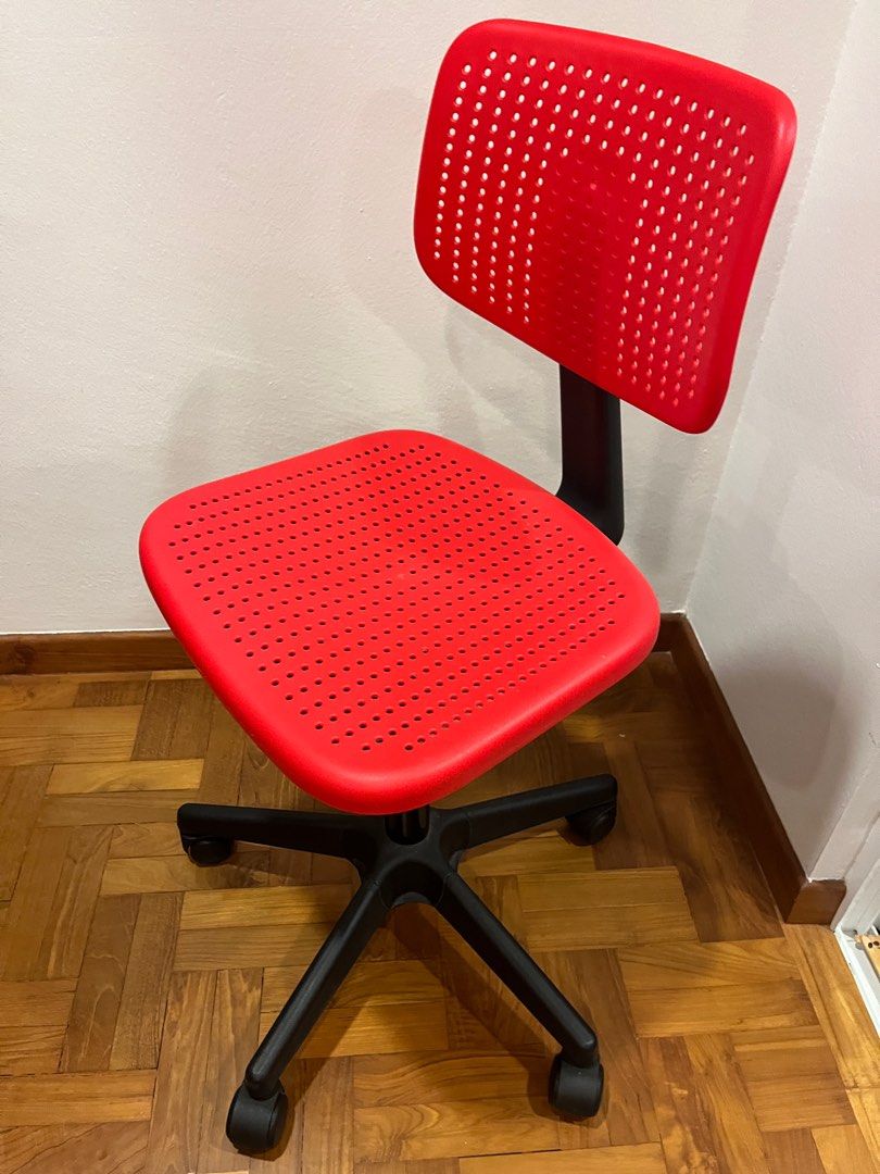 Kids study chair, Furniture & Home Living, Furniture, Chairs on Carousell