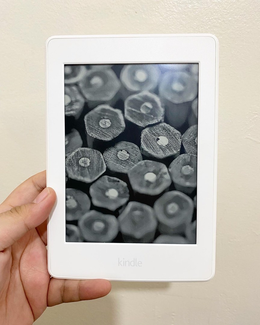 Kindle 7th Gen 32gb, Mobile Phones & Gadgets, Tablets, Others on Carousell