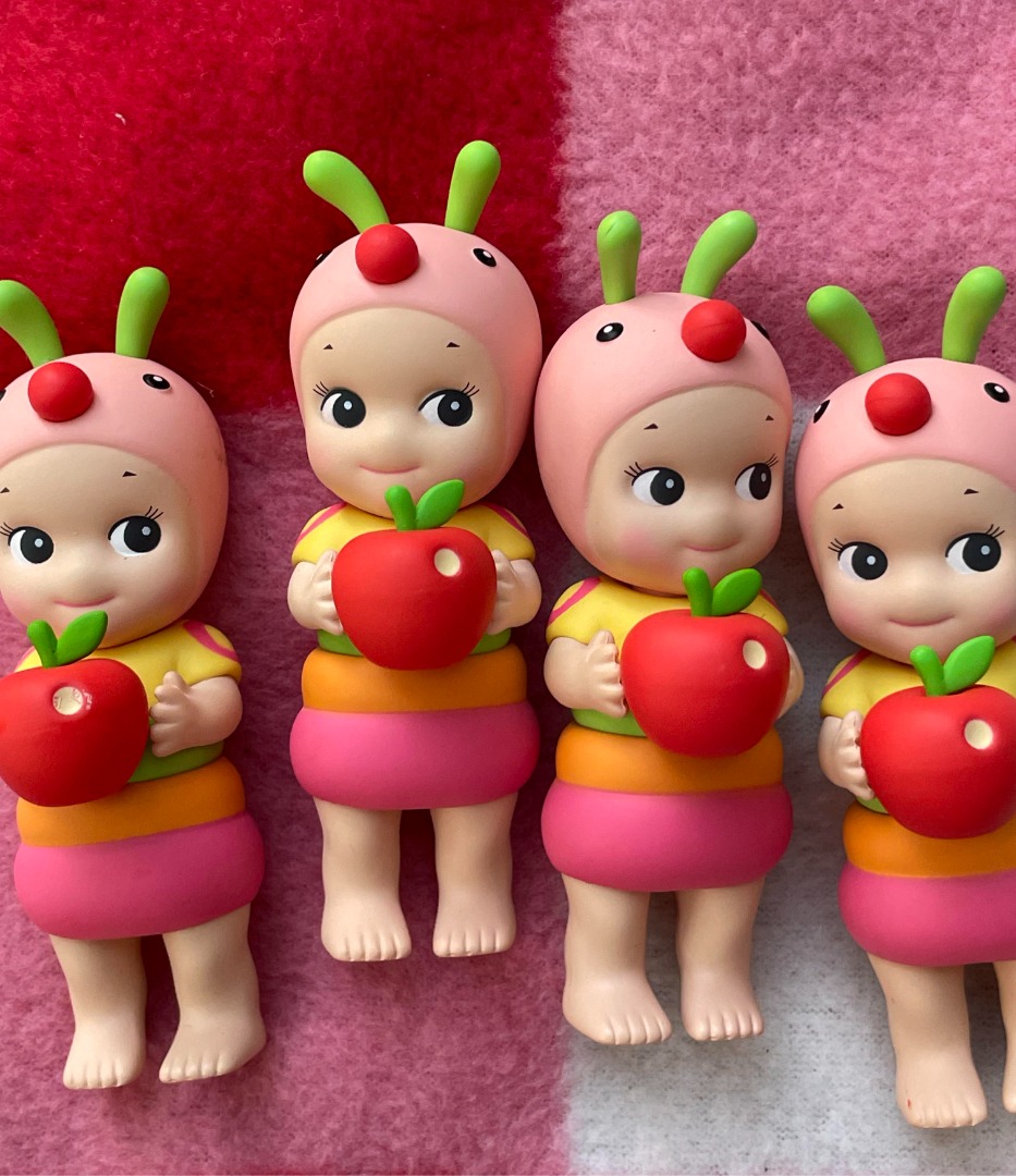 LF: Sonny Angel Caterpillar (from the Bug's World series), Hobbies ...