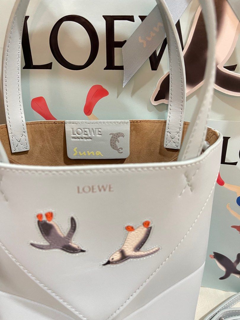 LOEWE x Suna Fujita Penguin Mini Puzzle Fold Tote in Shiny Calfskin, Women's Fashion, Bags ...