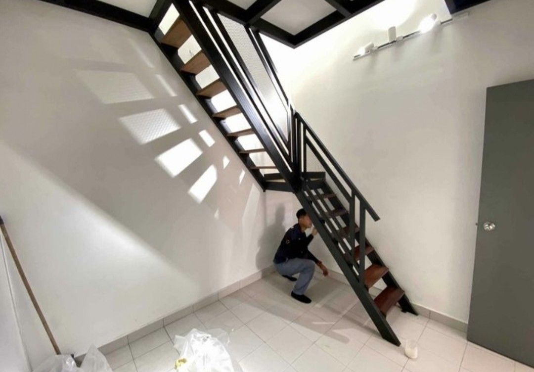 LOFT AREA , EXTRA ROOM, SURAU , MINI OFFICE, Furniture & Home Living ...