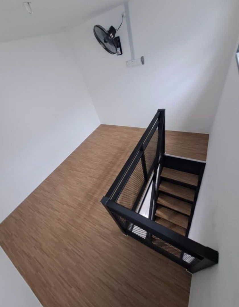 LOFT AREA , EXTRA ROOM, SURAU , MINI OFFICE, Furniture & Home Living ...