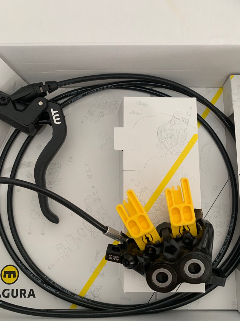 Magura MT5 disc brake set with MDR-P disc rotor, Sports Equipment ...