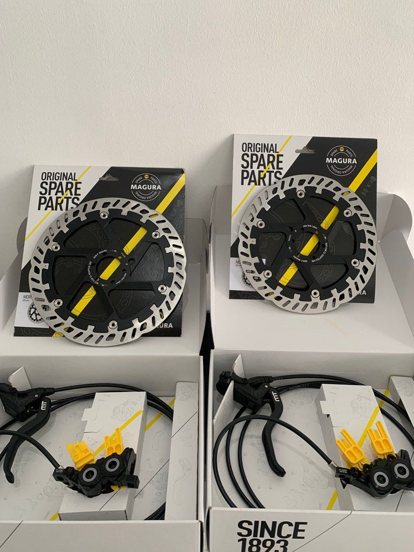 Magura MT5 disc brake set with MDR-P disc rotor, Sports Equipment ...