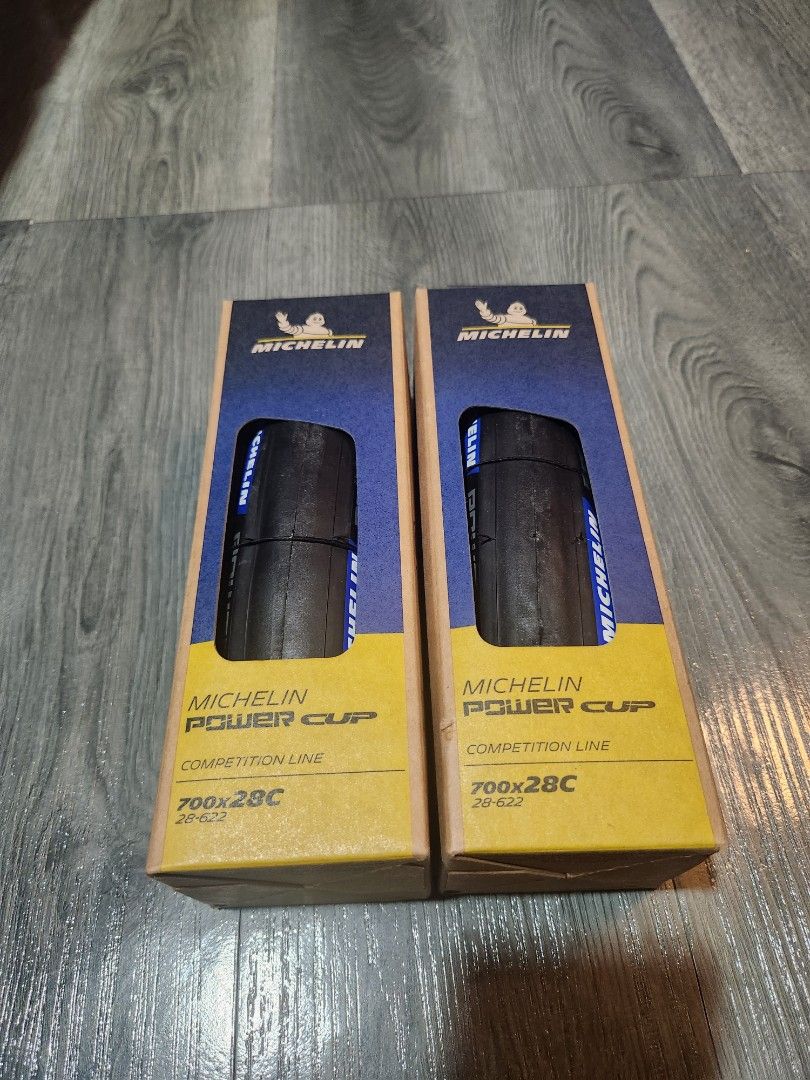 Michelin Power Cup Clincher Tube Tyre 700c, Sports Equipment, Bicycles ...