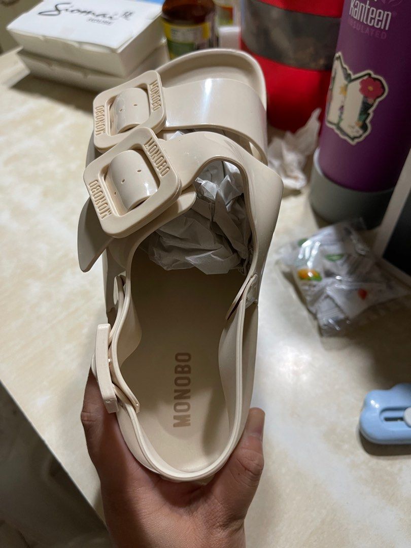 MONOBO SUPER JELLO 2 PLUS WARM WHITE SIZE 5, Women's Fashion, Footwear ...