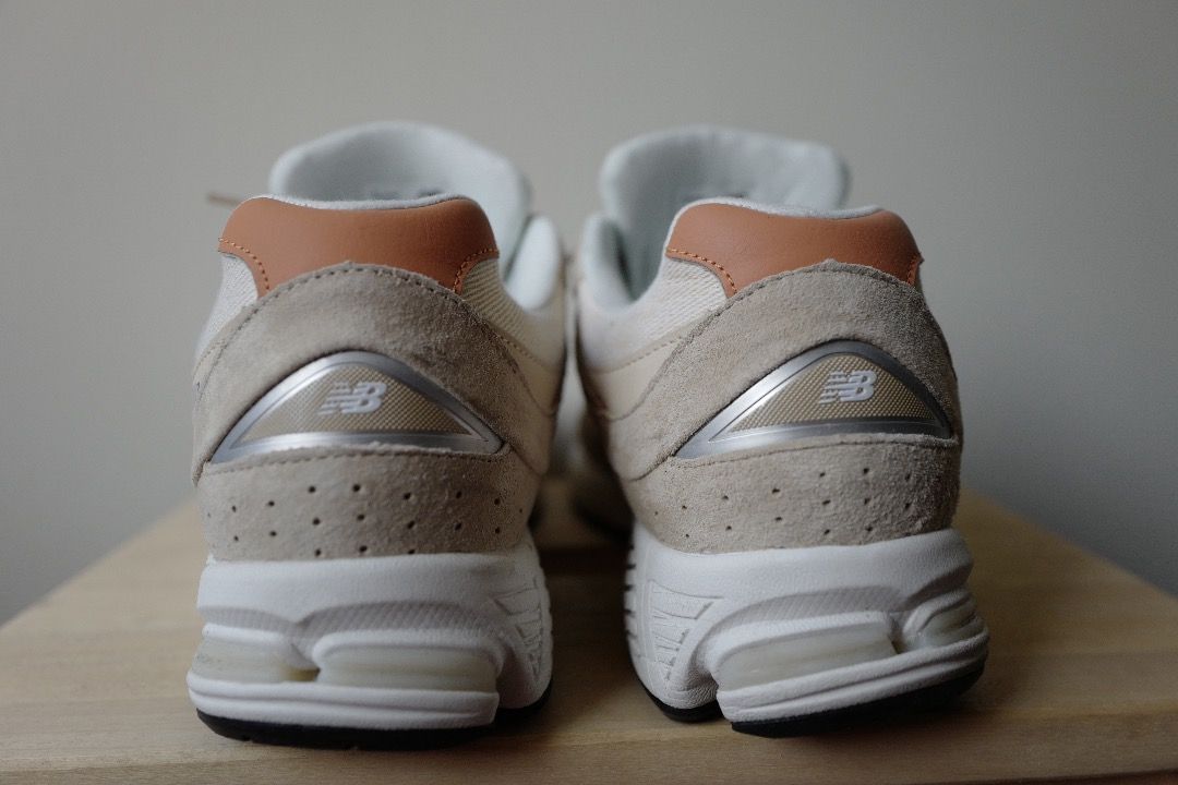 New Balance 2002r (M2002REF) 100% Authentic US9.5 D, Men's Fashion ...