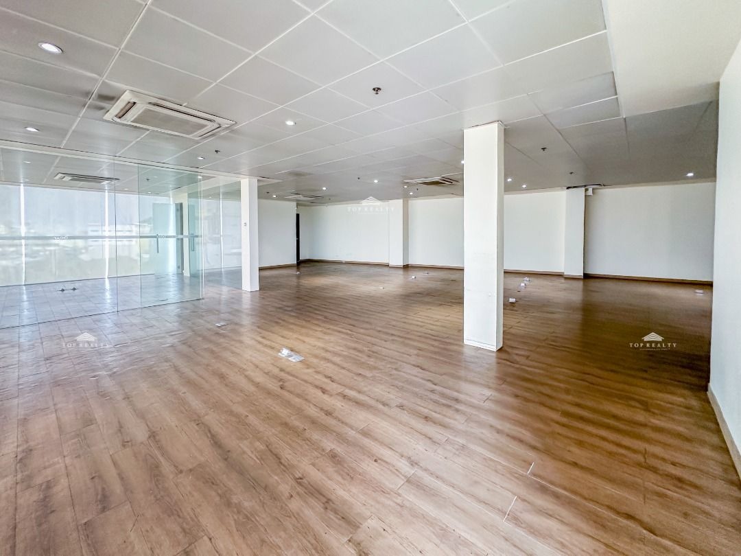 Office Space Building for Rent in Makati City Nr. Skyway 7-Storey with ...