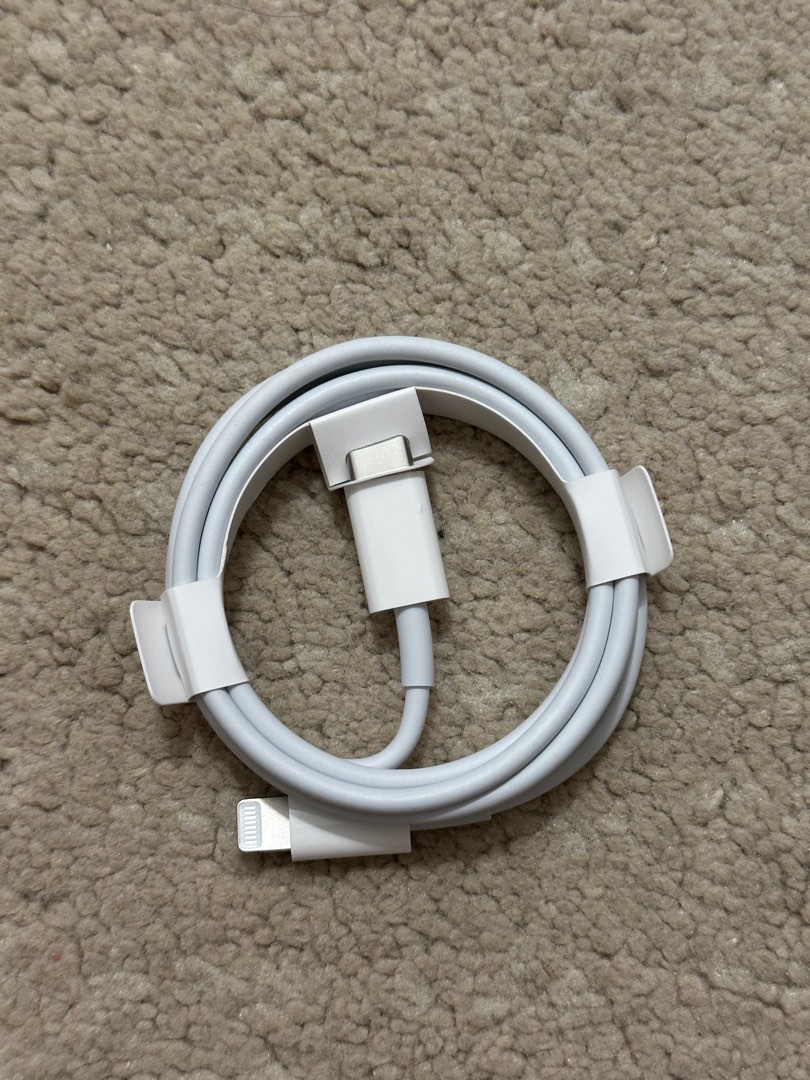 Original brand new Apple lighting to USB C cable, Mobile Phones ...