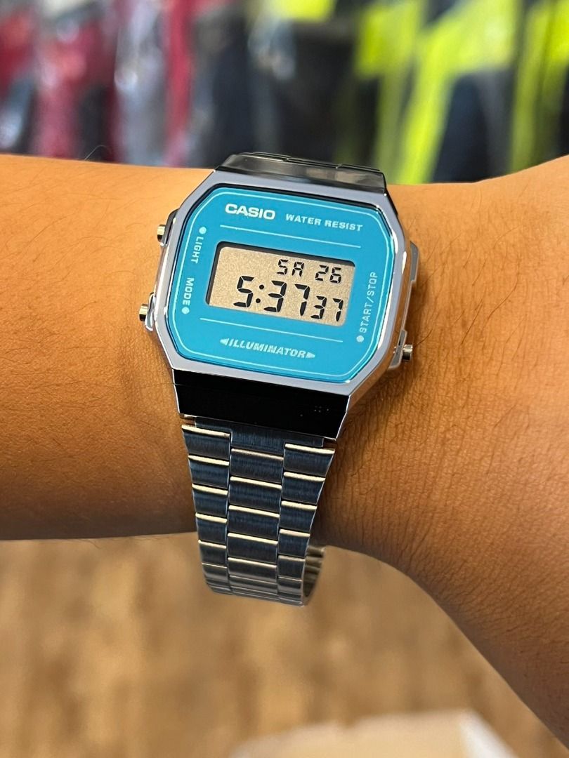 ORIGINAL CASIO Illuminator Digital Mirror Finish Face Light Blue Dial ...