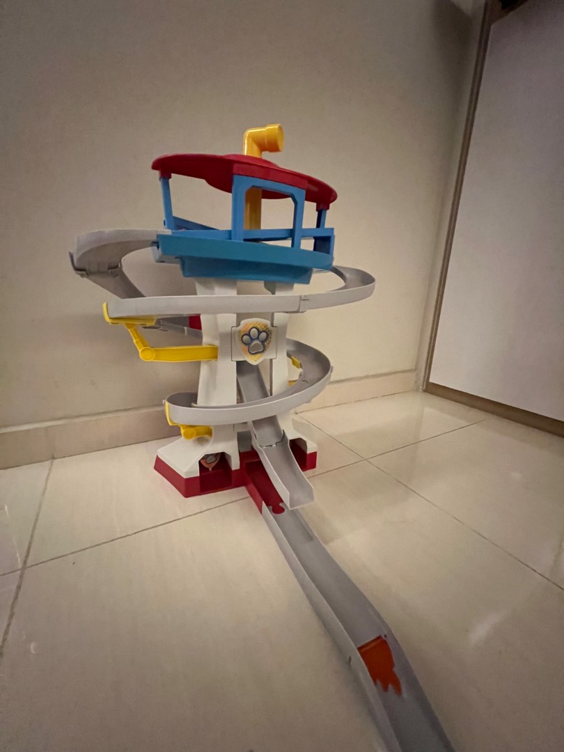 Paw Patrol Paw to Go! DX Paw Station, Hobbies & Toys, Toys & Games on ...