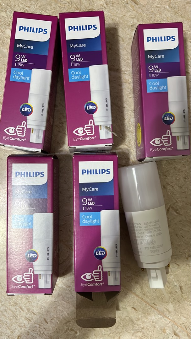 Philips Vertical LED 9W Cool daylight, Furniture & Home Living ...