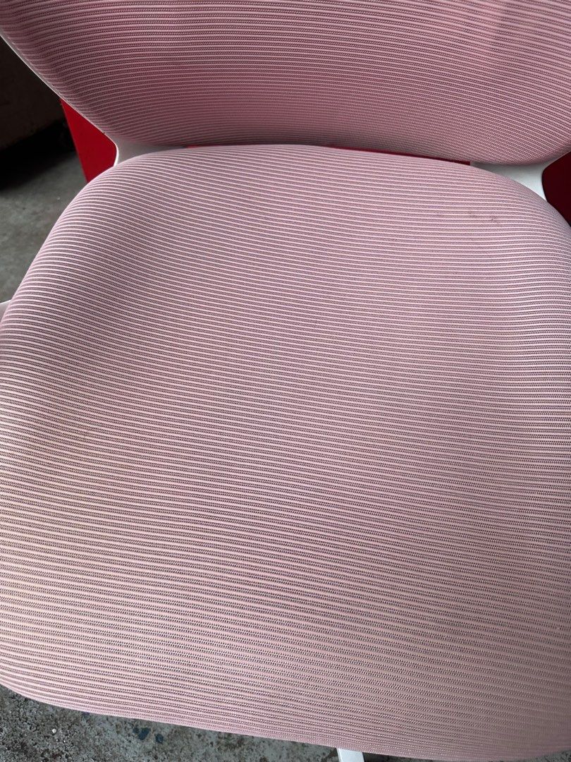 Pink ergonomic chair with head rest and lumbar support, Furniture ...