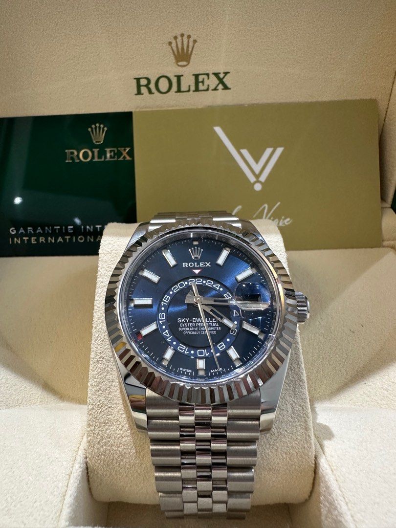 (Sold) Rolex 326934 not 336934 blue sky dweller jub, 名牌, 手錶 - Carousell