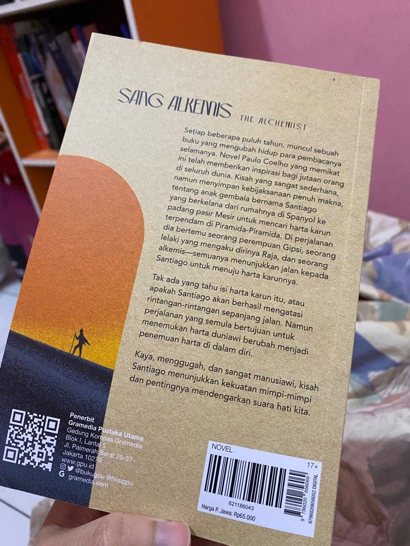 Sang Alkemis by Paulo Coelho (Indonesian Version), Buku & Alat Tulis ...