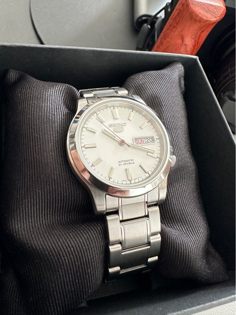 Seiko 5 SNK789 Automatic Watch, Men's Fashion, Watches & Accessories, Watches on Carousell