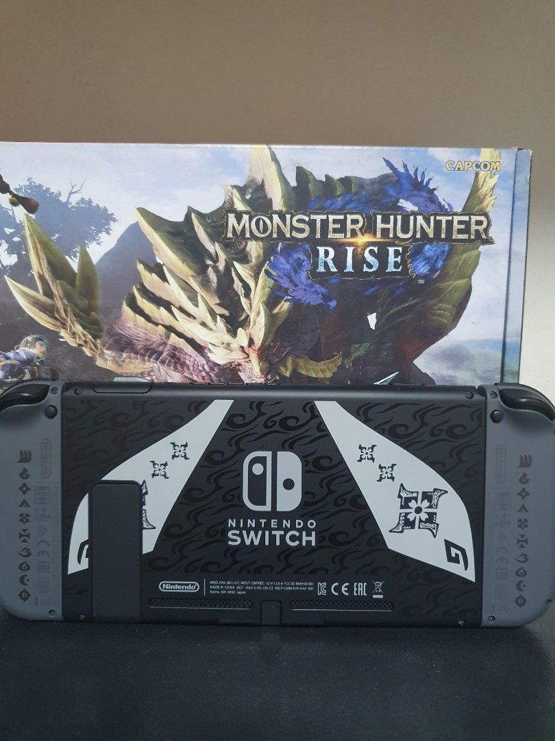 Selling Monster Hunter Rise Deluxe Ed. Nintendo Switch Console and ...
