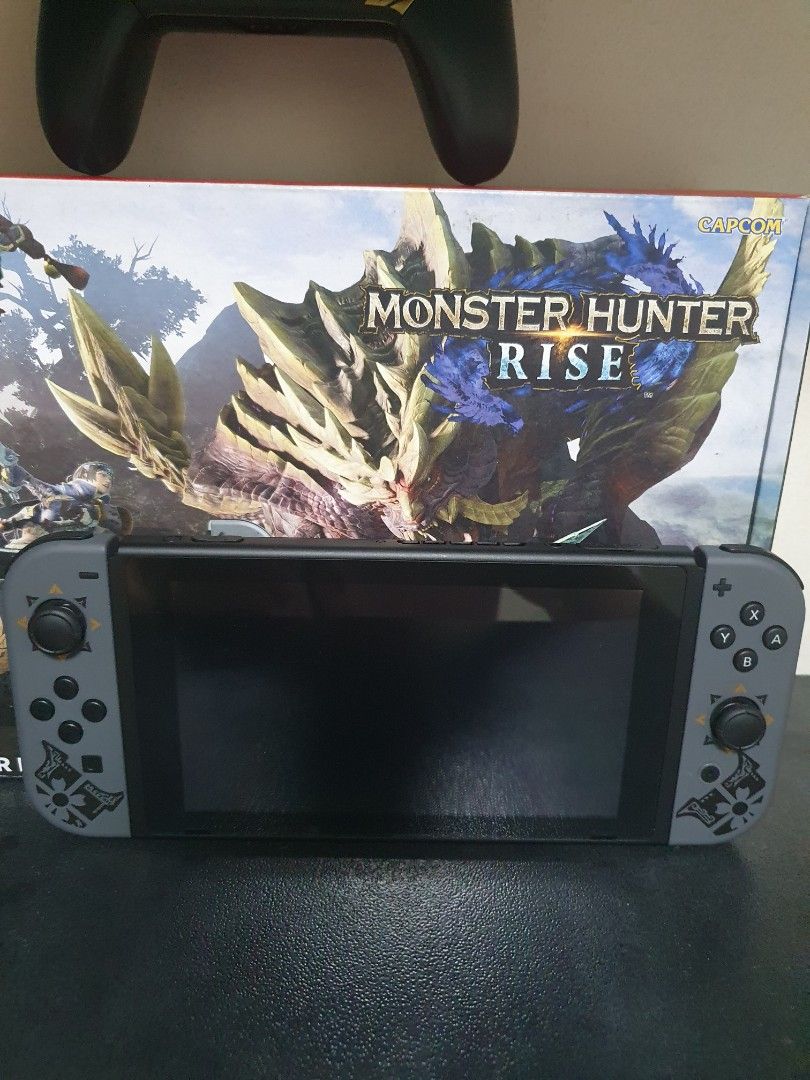 Selling Monster Hunter Rise Deluxe Ed. Nintendo Switch Console and ...