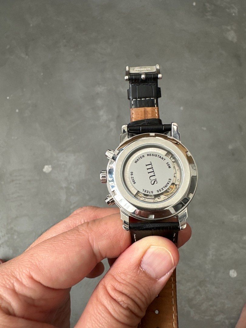 Solvil et Titus Watch 40mm Automatic, Luxury, Watches on Carousell