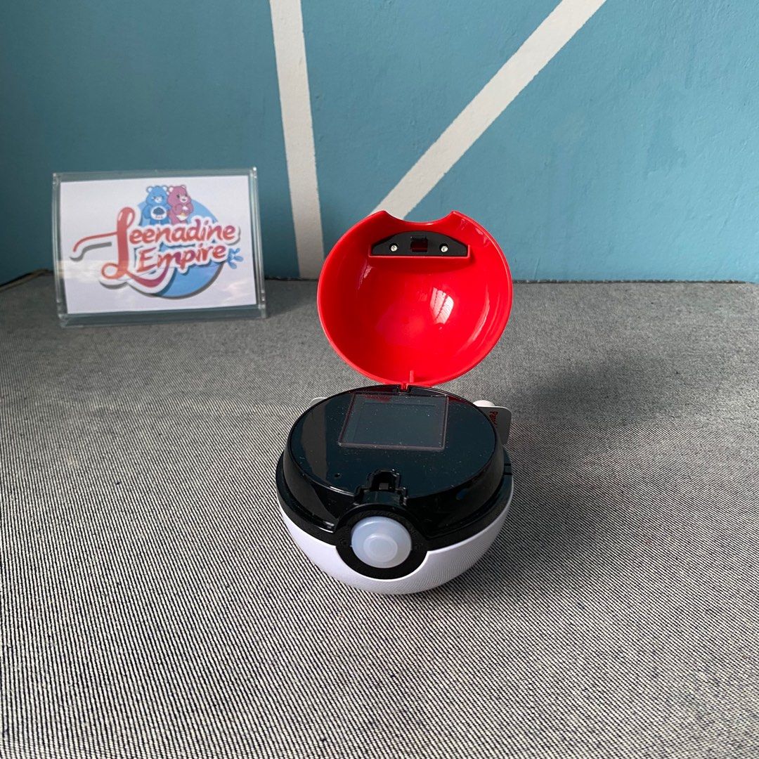 Takara tomy Pokemon pocket monsters poke ball Tamagotchi electronic ...