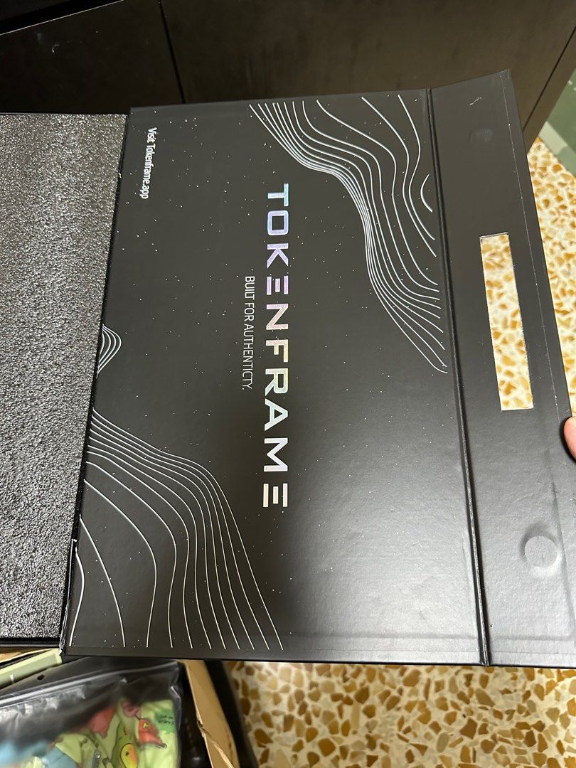 Tokenframe 10-inch NFT Viewer (Refined Redwood), Mobile Phones & Gadgets, Other Gadgets on Carousell