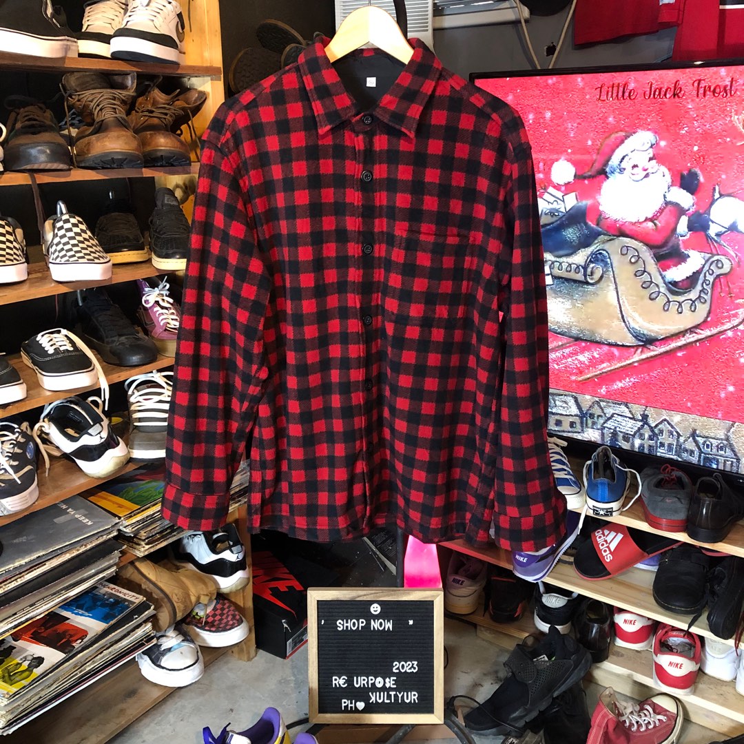 UNIQLO RED FLANNEL, Men's Fashion, Tops & Sets, Formal Shirts on Carousell