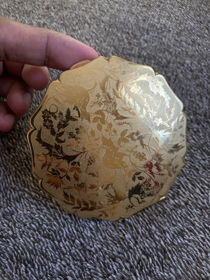 Vintage Gold Stratton England compact, Women's Fashion, Jewelry ...