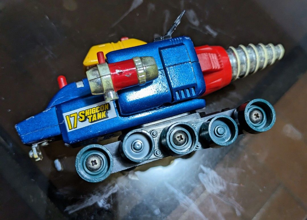 Vintage Popy PB 10 and PB 13 Shigcon Daitetsujin 17 set, Hobbies & Toys ...