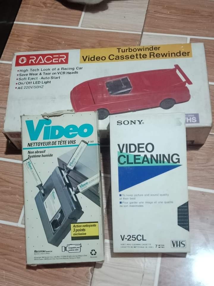 VINTAGE VHS REWINDER AND VHS HEAD CLEANER, Hobbies & Toys, Memorabilia ...