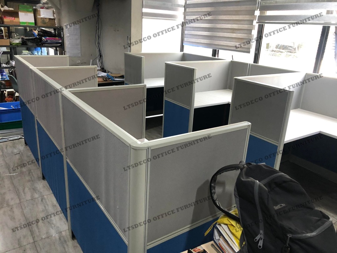 WORKSTATION CUBICLE / TWO-TONE FULL FABRIC OFFICE PARTITION AND ...