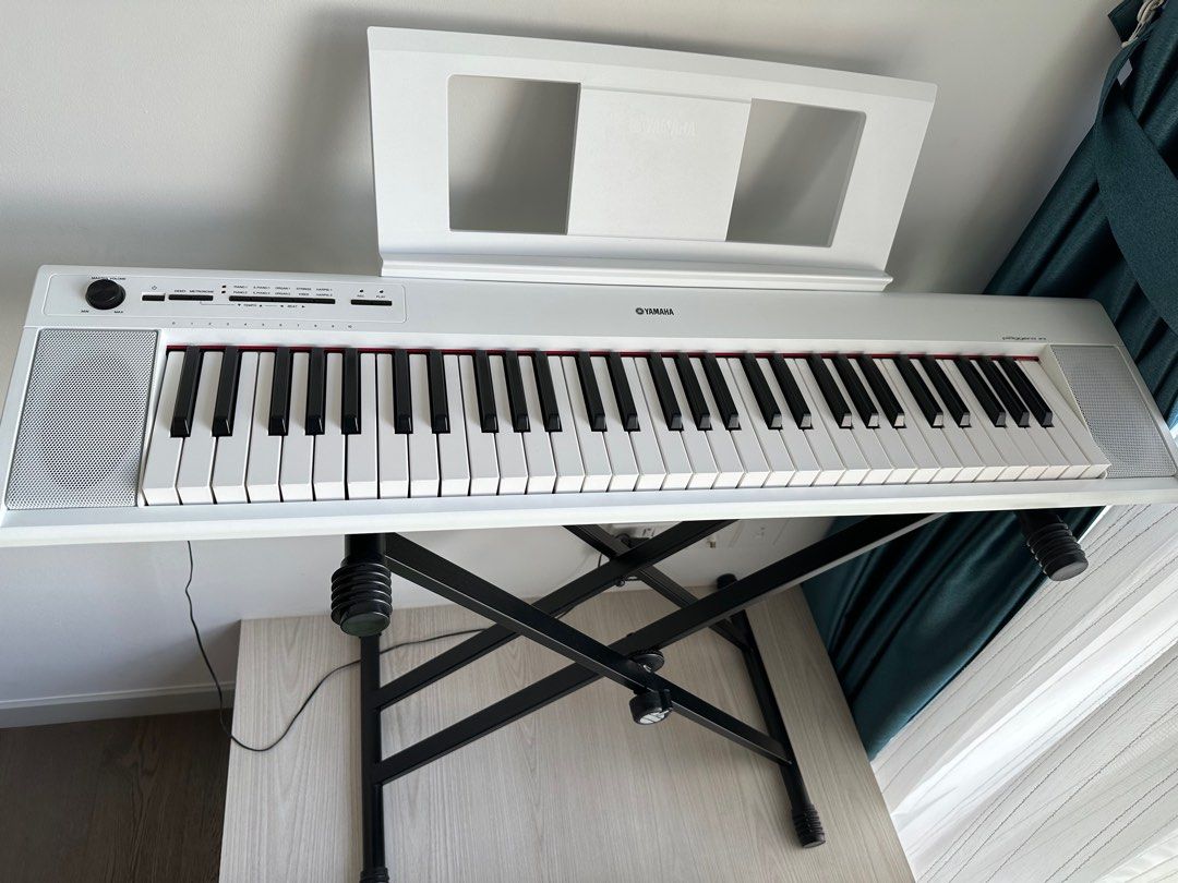 Yamaha Keyboard, Hobbies & Toys, Music & Media, Musical Instruments on ...